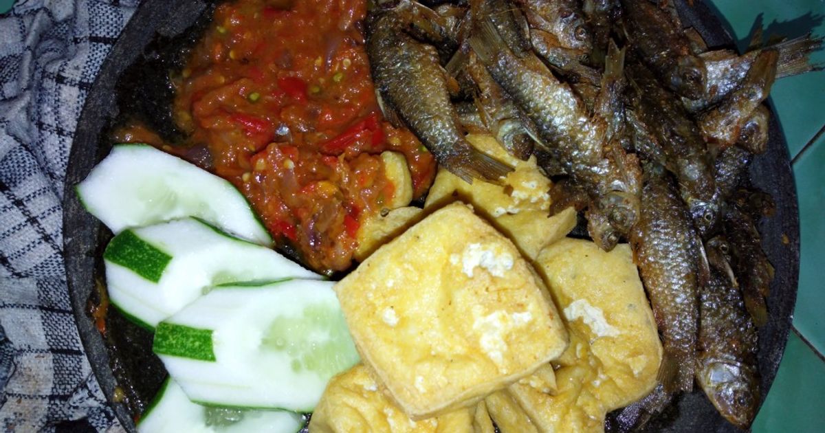 Resep Sambel Wader Goreng + Tahu Goreng oleh HanisAchmad - Cookpad