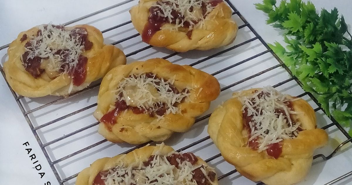 Resep Roti Keju Bolognese (Minyak) oleh farida Sulthan 🇮🇩 (IG. Malika02782) - Cookpad