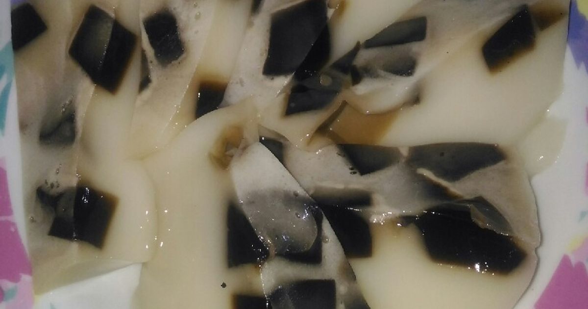 Resep Puding Cincau Hitam/Janggelan oleh Berlian Soewandono - Cookpad