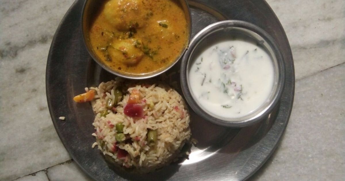 Aloo Dum Curry With Veg Pulav Recipe by Ridhima - Cookpad