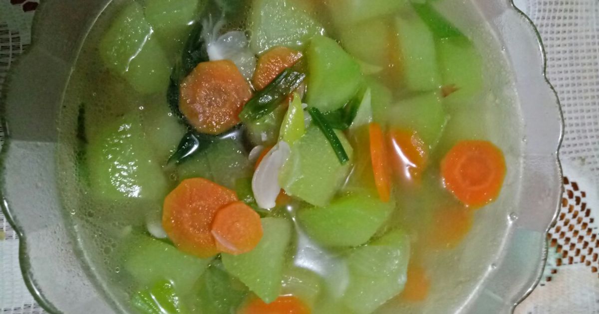 Resep Sayur Labu Siam+Wortel Kuah Simple oleh Ala Eby Bip - Cookpad
