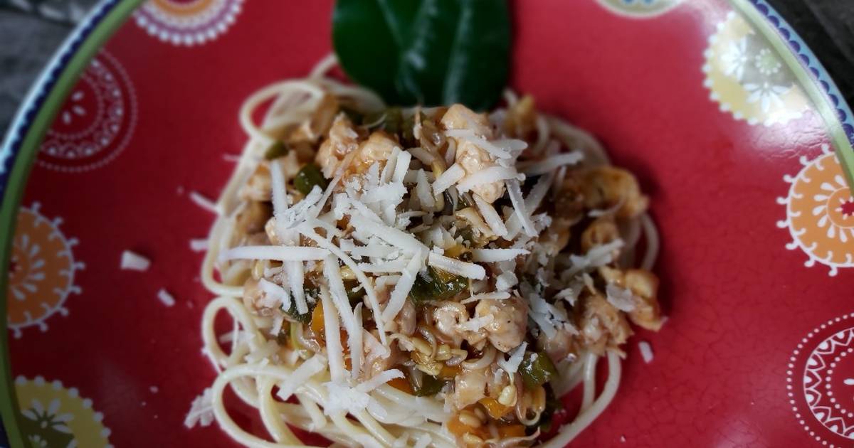 Resep Spaghetti Ayam oleh Arun Smieszek - Cookpad