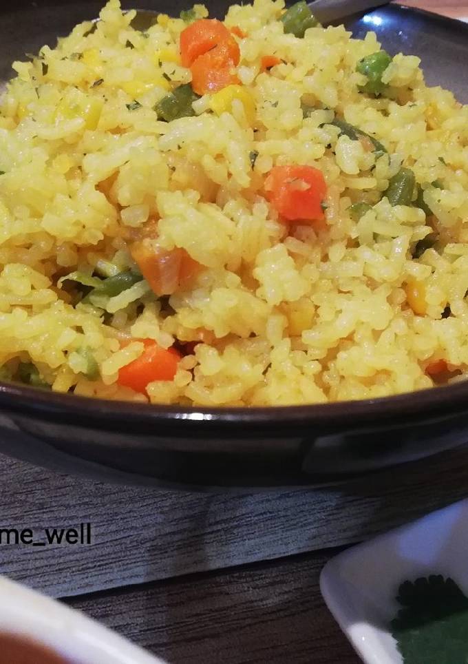 Savoury Rice Recipe by mama_taught_me_well - Cookpad