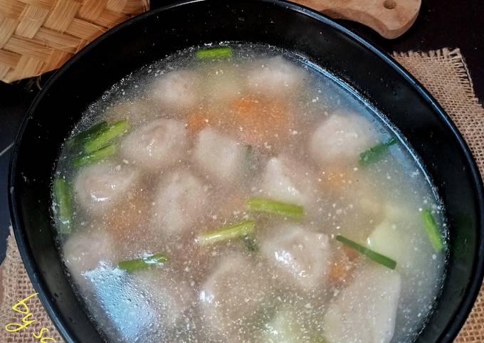 Resep Sup Bakso oleh DEWI SARASWATI - Cookpad