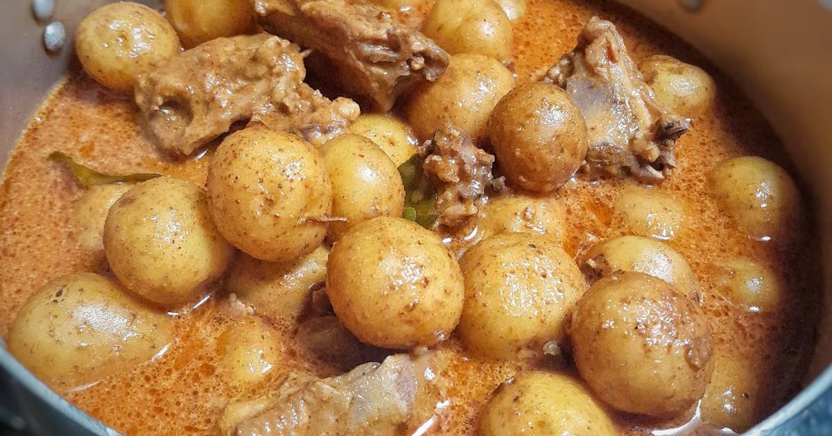 Resep Gulai Kentang Kecil oleh Hadleny Kitchen - Cookpad