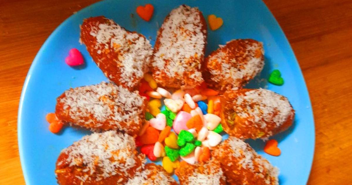 Stuffed Dried Dates Recipe by Sushma Savla - Cookpad