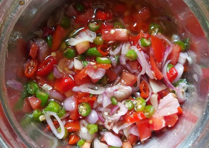 Resep 378. Sambal Dabu Dabu Manado oleh Noona Hilda ️ - Cookpad