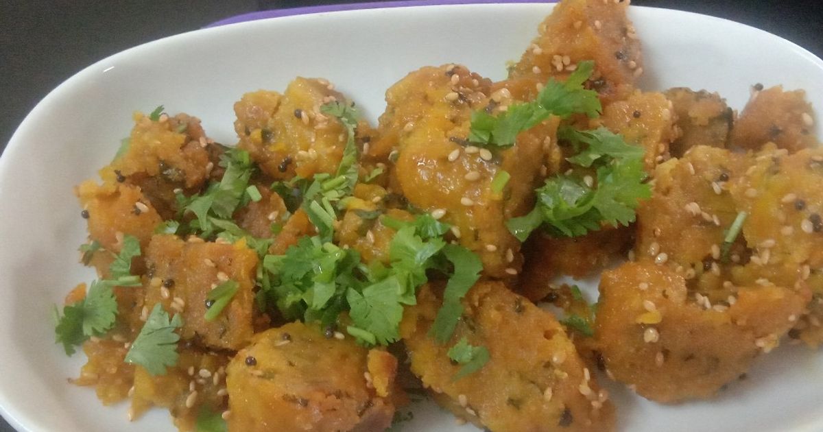 Wheat Atta Rice And Louky Muthiya Recipe by Daxa Parmar - Cookpad
