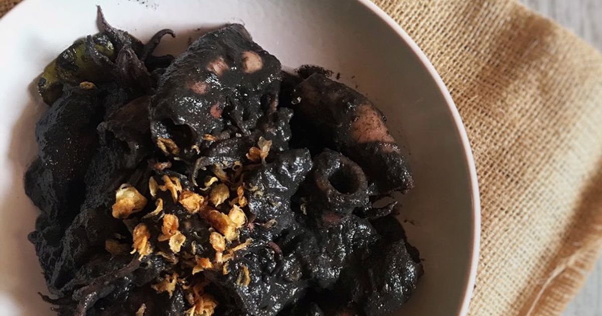 Resep Cumi Bumbu Item oleh Lolita Anastasia Vega - Cookpad