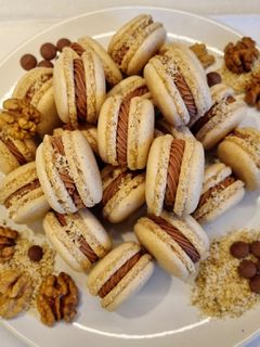 Macaron, Málnás Fehércsokis Ganache Al | Nagy Ildikó receptje - Cookpad ...