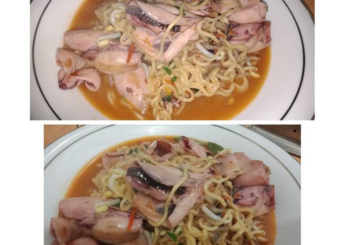 Resep Mie Kuah Cumi oleh Suryanti - Cookpad