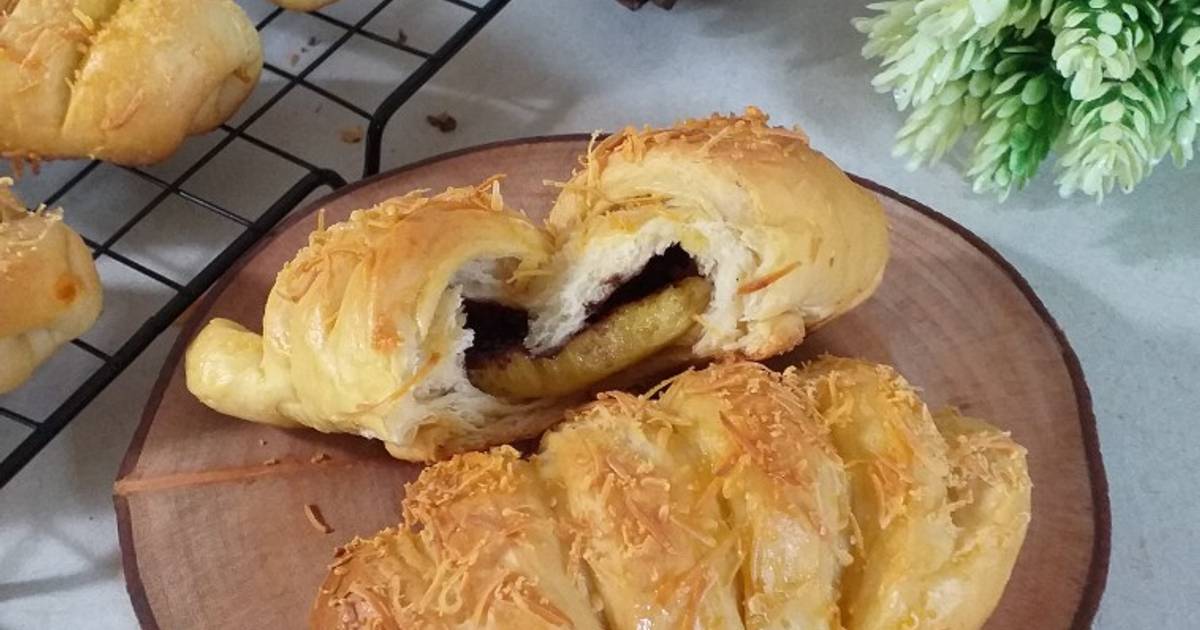 Resep Roti Isi PisCok oleh Tati Noerh - Cookpad