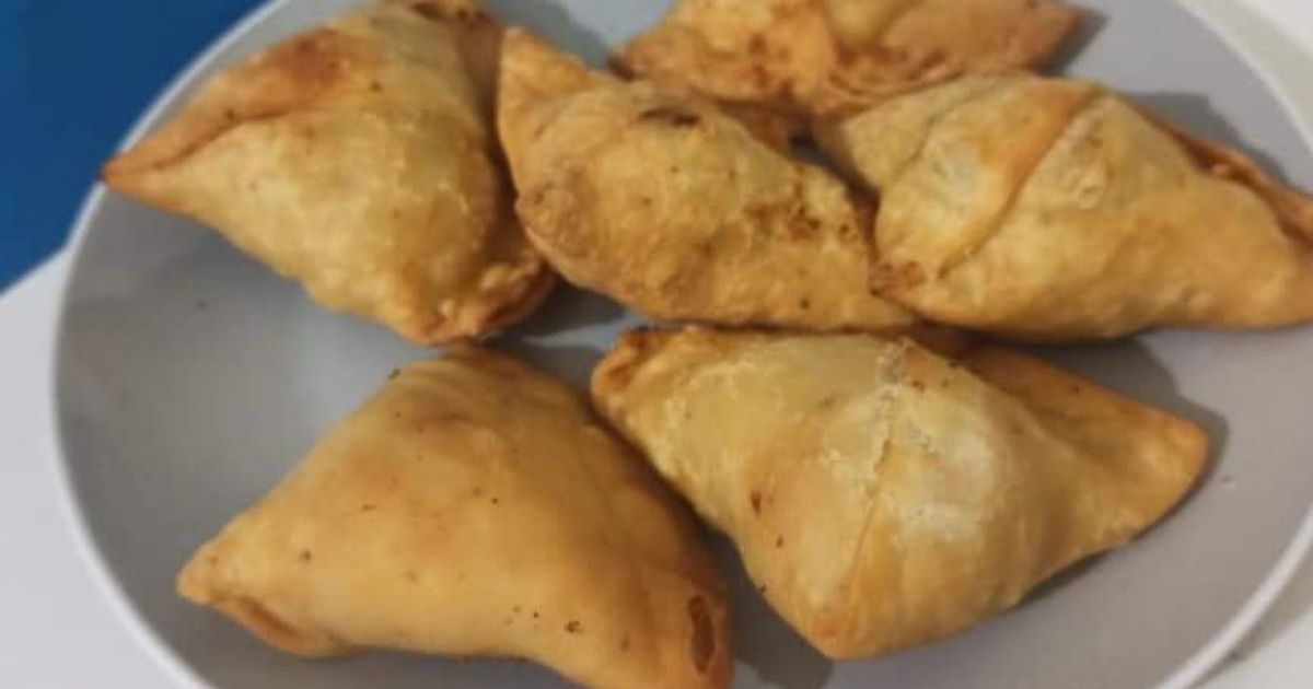 Alu Samosa Recipe by saba - Cookpad