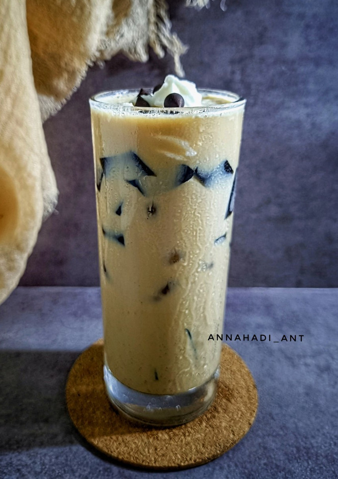 Resep Roasted Ice Tea Cincau Caramel oleh Anna Hadi_ant - Cookpad