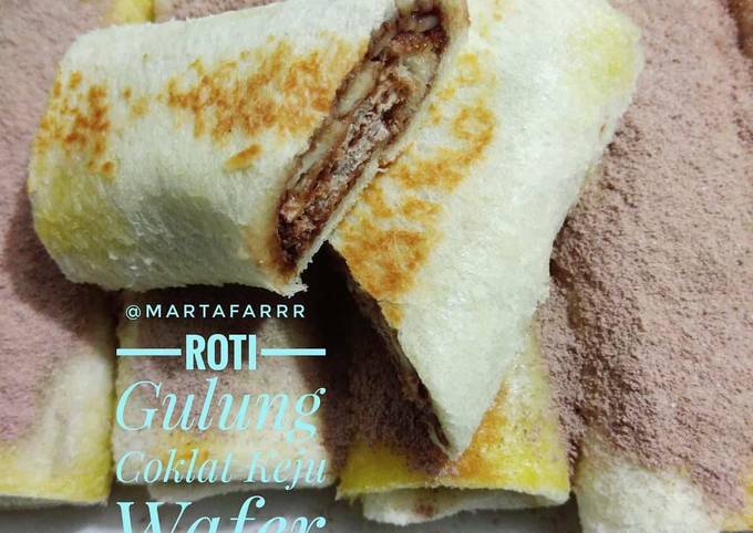 Resep Roti gulung coklat keju wafer oleh marta - Cookpad