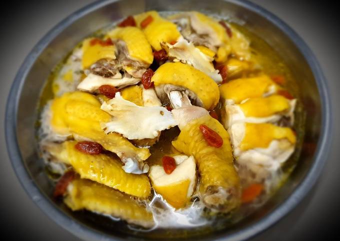 Organic Yellow Skin Salted Chicken Recipe by Uncle Soon's - Cookpad