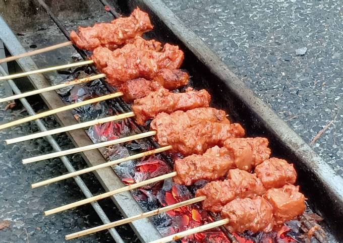 Resep Sate Tuna Bumbu Merah oleh Paon Cemplong Moglong - Cookpad