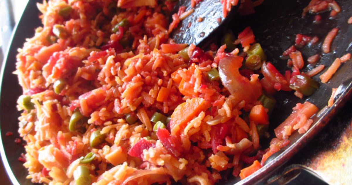 Healthy Brown Rice Pulao / Pilaf Recipe by Gauri Shirke - Cookpad