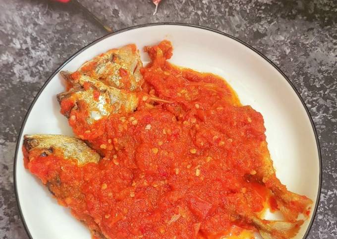 Resep Ikan Kembung Balado Oleh Via Vie Dapur Bunda Cookpad