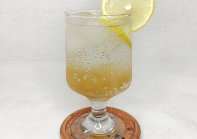 Resep Honey Ginger Ade 🍸 oleh Febriyana | IG: @febbriyana - Cookpad