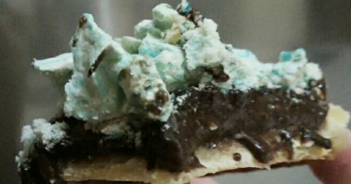 Resep Pai Coklat Dengan Meringue oleh Eva Putri - Cookpad