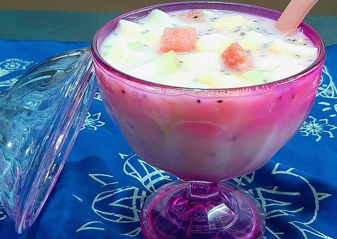 Resep Es Campur Timun Suri oleh Betty Y - Cookpad