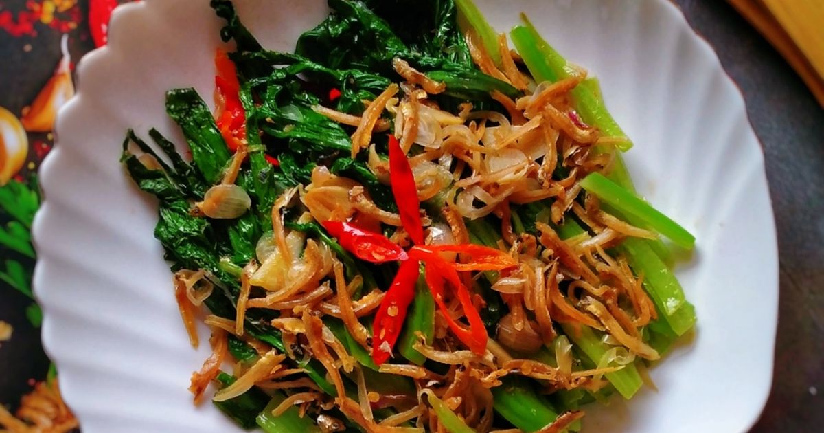 Resep Sawi Pahit Tumis Ikan Teri oleh Itha Subekti - Cookpad