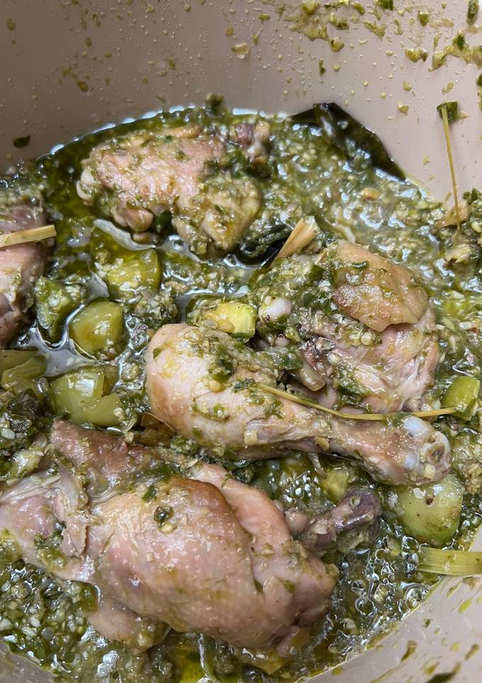 Resep Ayam Cabe Ijo Lado Mudo oleh Ivonne S - Cookpad