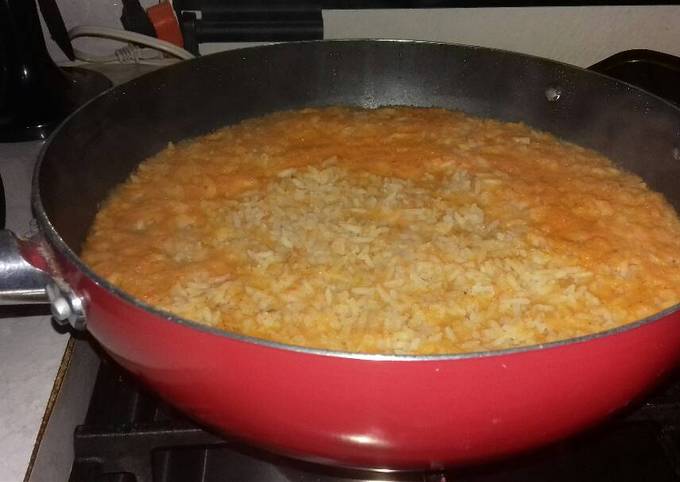 Arroz Rojo Receta de Alejandra Hernandez Arias- Cookpad