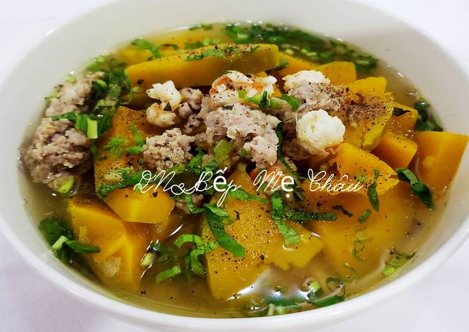 Cách Làm Món Canh bí đỏ nấu tôm thịt băm của QUÂN NGUYỄN - Cookpad