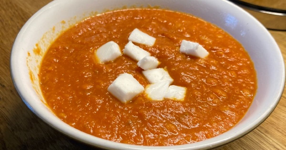 Roast Pepper, Tomato & Veg Soup Vg Recipe by Jess Hawker Meadley - Cookpad