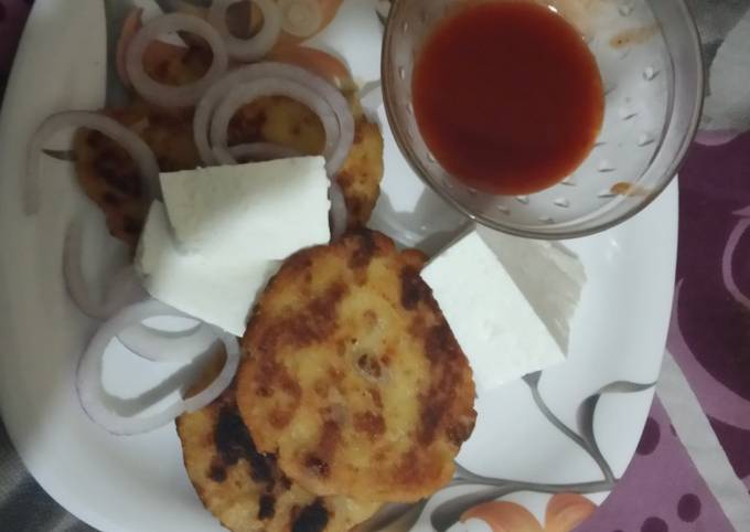 Potato paneer tikki Recipe by Simi wadhwa - Cookpad