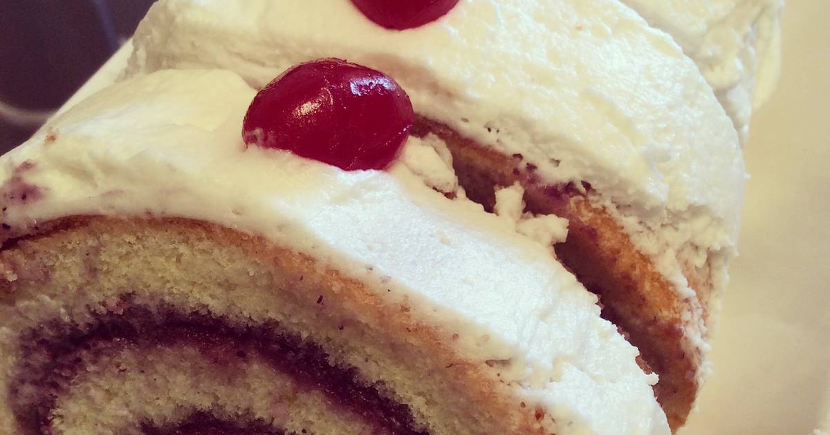 Swiss roll Recipe by Reemol Bony - Cookpad