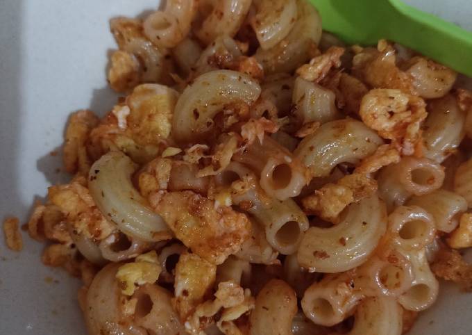 Resep 84. MakLor (makaroni telor) oleh Lia Amalia - Cookpad