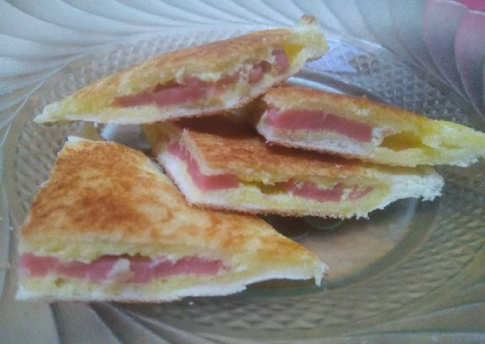 Resep Roti Tawar Isi Telor Sosis oleh Dina Lestari - Cookpad