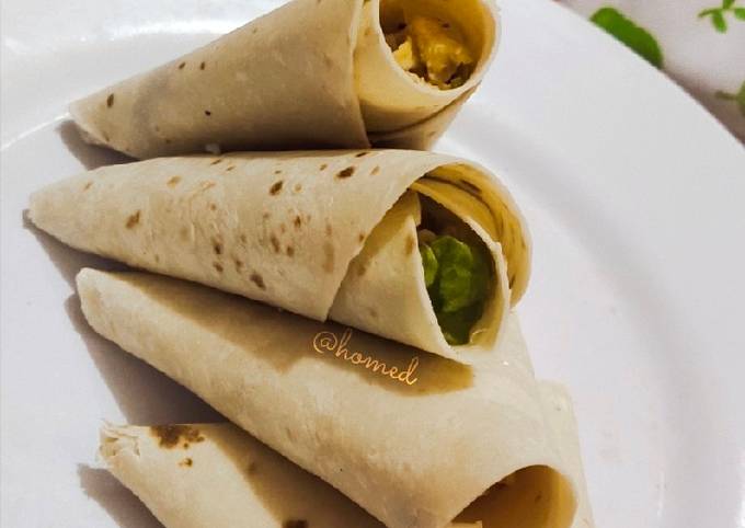 Resep Kebab Frozen Sosis Telur Kari oleh Febriyani Phatoel Izme - Cookpad