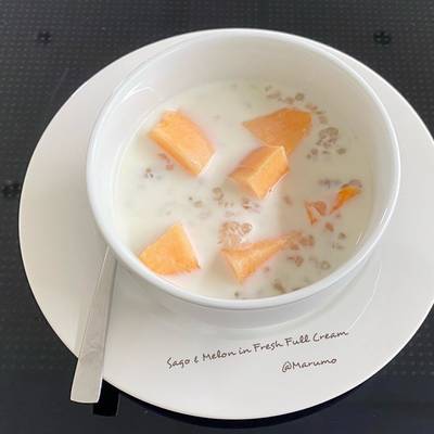 Sago & Melon in Fresh Full Cream Recipe by Marumo - Cookpad