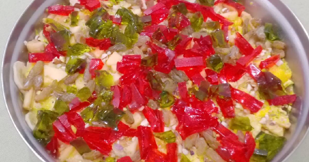 Milk and cake dessert Recipe by Zaibi Hussain Zaibi - Cookpad