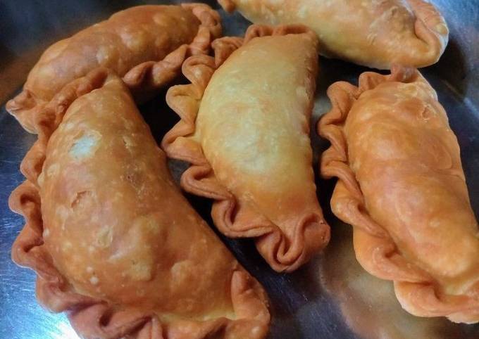 Gujia Recipe by Kajal Pathania - Cookpad
