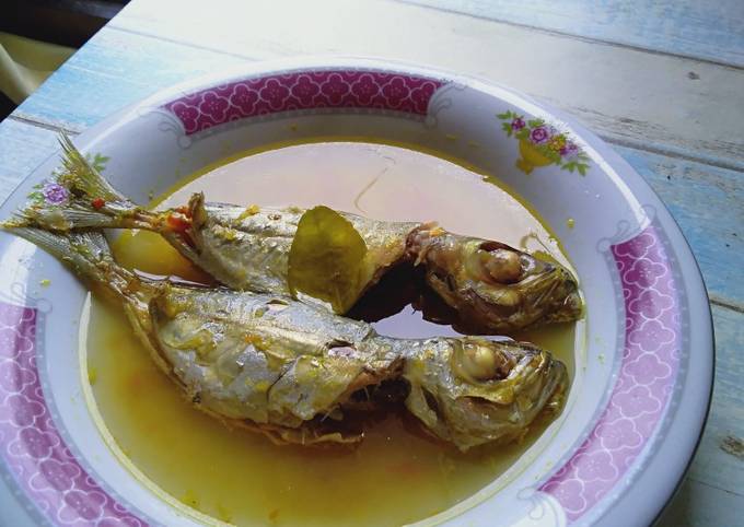 Resep Ikan Kembung Kuah Segar Oleh Lilis Putri Cookpad