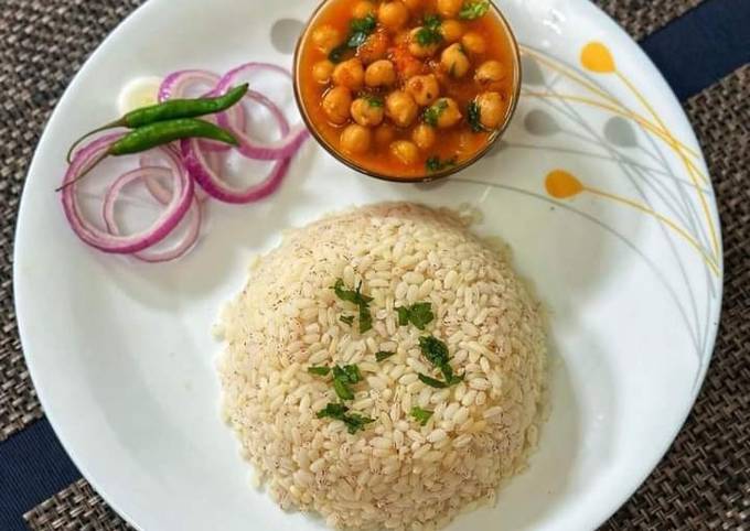 Brown rice with chana masala Recipe by Sneha Patel - Cookpad