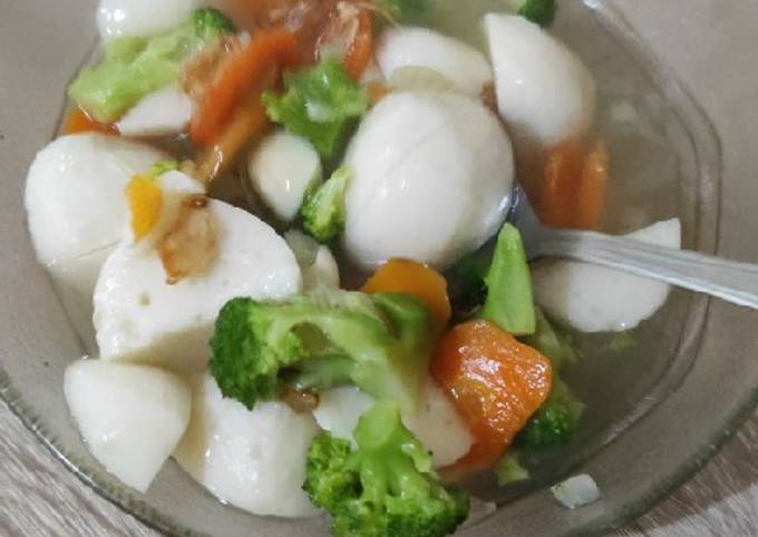 Resep Sup Baso Ikan oleh siska seftiani - Cookpad
