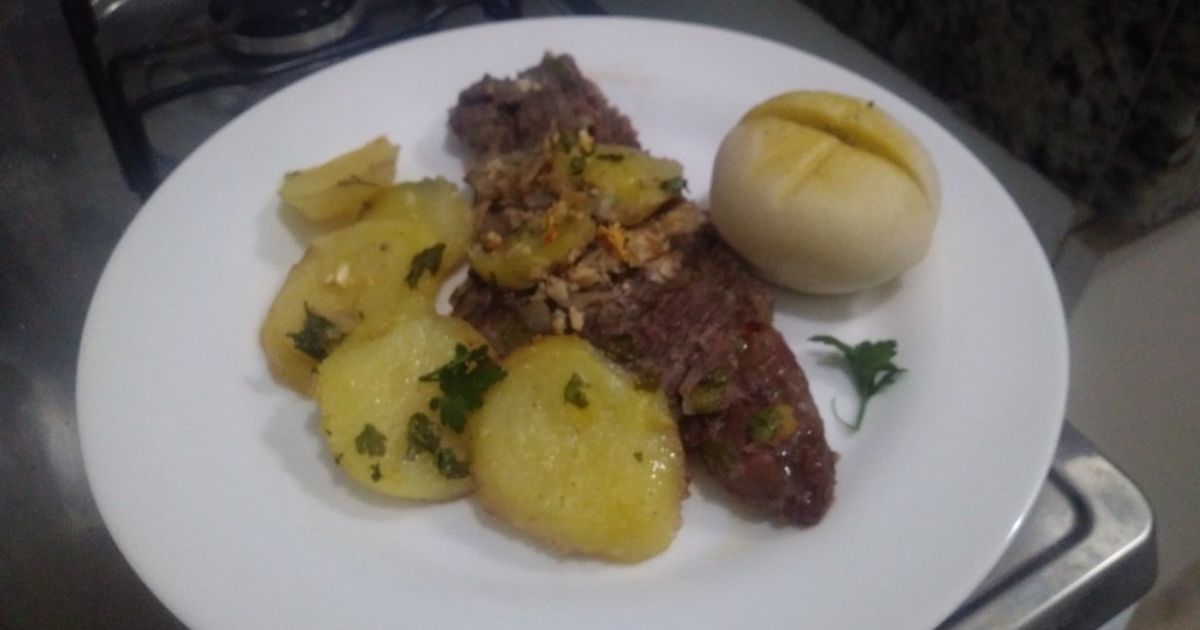 Picanha Fatiada Assada Com Batatas Receita por Douglas Costa - Cookpad