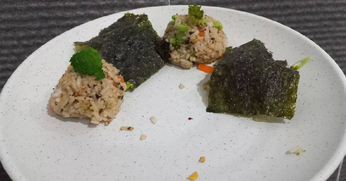 Resep Rice ball oleh Beth Kitchen - Cookpad