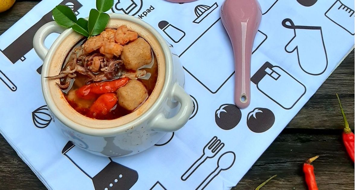 Resep Tom Yum Sea Food Bumbu Instan oleh HerlinaCs Lim - Cookpad