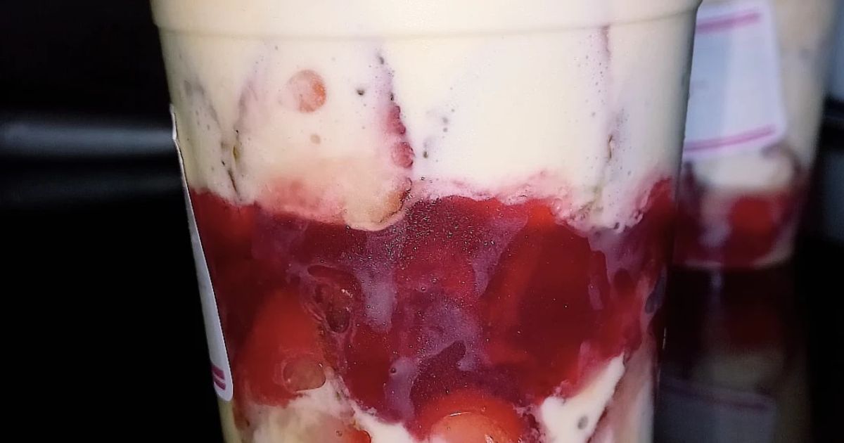 Las Mejores Fresas Con Crema Receta de Aleja Rodriguez- Cookpad