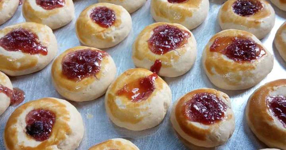 Resep Hallongrotta/Thumbprint Cookies oleh Sabilla Amrizah - Cookpad
