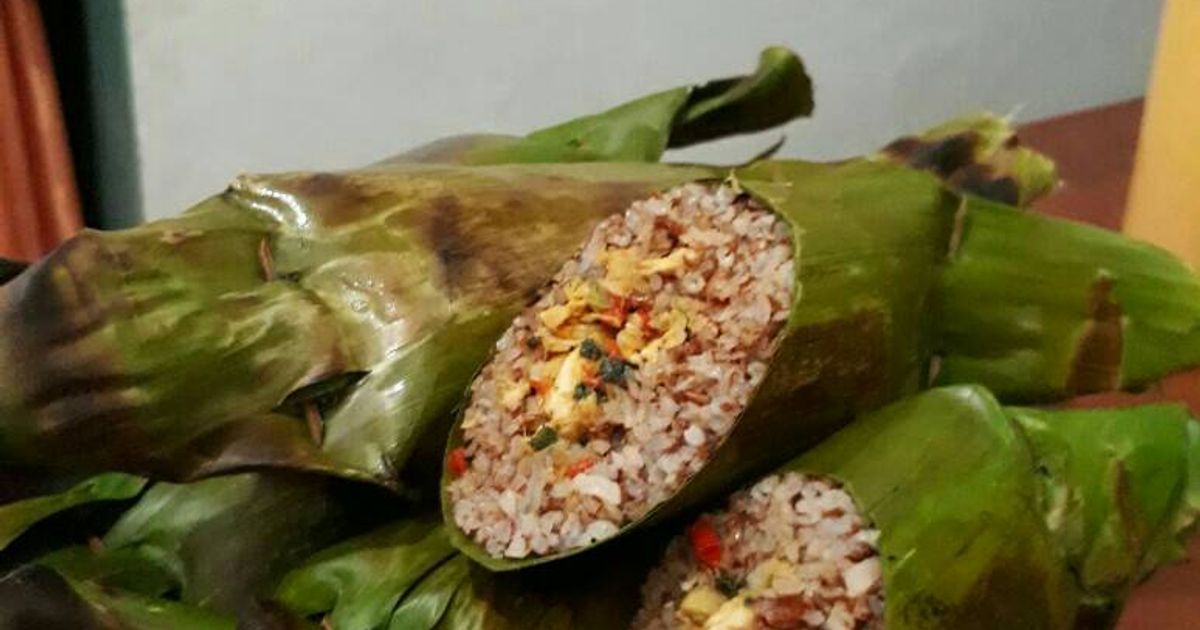 Resep Nasi Merah Bakar Isi Ayam Suwir oleh Mara - Cookpad