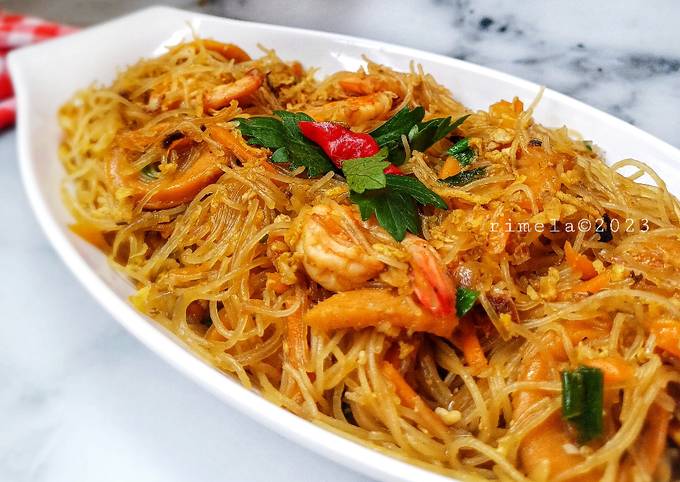 Resep Bihun Goreng Sosis Udang oleh Rika Meila Puspita - Cookpad