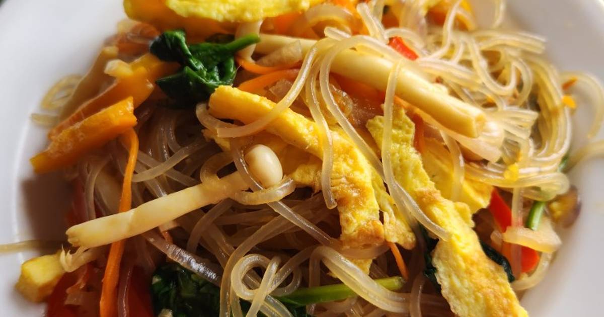 Easy Japchae Recipe by Kels Ro - Cookpad